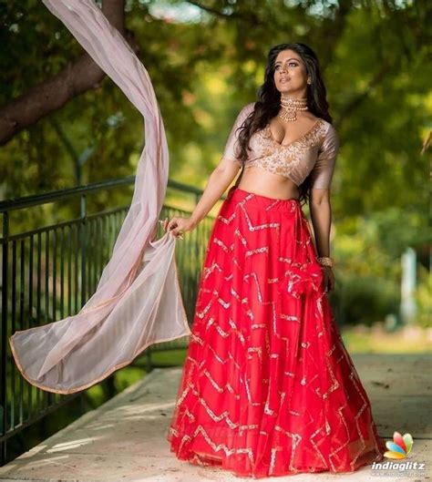 Iniya Photos Telugu Actress Photos Images Gallery Stills And Clips Tamil