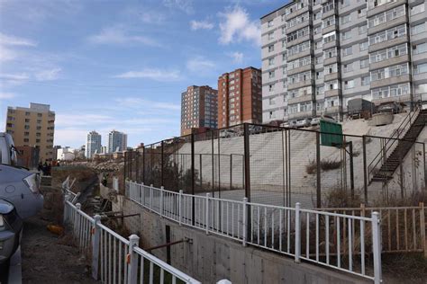 Төмөр замын дээд сургуулийн хойно үерийн хамгаалалтын далангийн ажил 90 хувьтай үргэлжилж байна