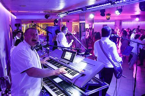 Tip Top Band Wedding Band Split Band For Wedding In Croatia