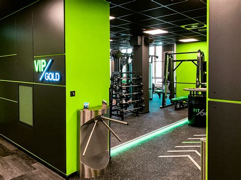 Dein Fitnessstudio in Dresden|FIT/One - Fit/One