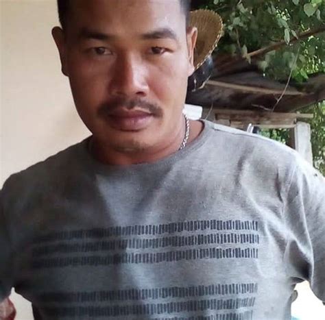 สาวลาวน่ารัก แฟนไม่ดีให้บอกพ่อ แฟนไม่พอให้บอกพี่😆😆 Facebook