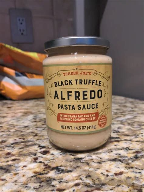Trader Joe S Black Truffle Alfredo Pasta Sauce Fig App