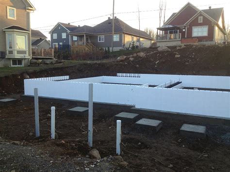 Coffrage Isolant Bromont Construction Fondation De Maison