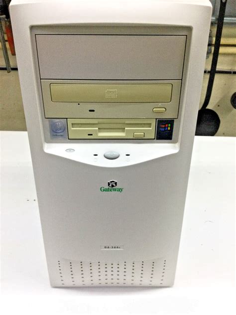 Older Gateway Computers Gateway Ev700b 17 Vga Vintage Crt Retro
