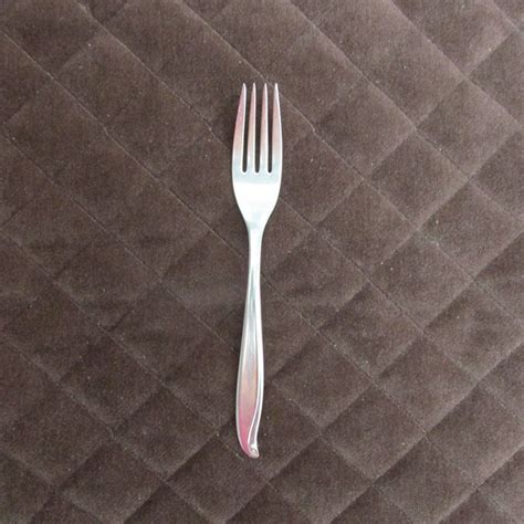 International Stainless Flatware Tradewinds Jamaica Dinner Fork