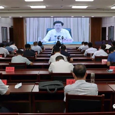 我县组织收听收看省市疫情防控工作电视会议王玉东要求措施