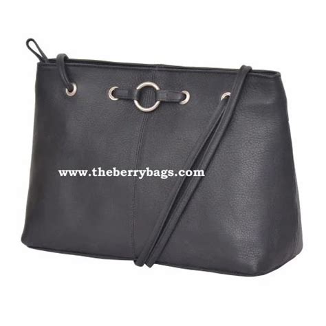 Plain Rectangle Leather Tote Bag At ₹ 1200 Piece In Kanpur Id 4817967588