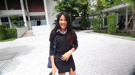 10 Thai Girls One Question Youtube