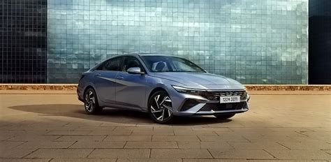 2025 현대 아반떼 출시 클러스터 공간의 활용성 높이고 미라지 그린 신규 색상 추가 네이버 블로그