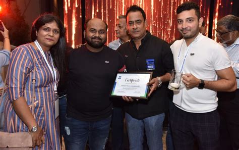 Ankan Paul Chowdhury On Linkedin Team Thankyou Restaurant Stage