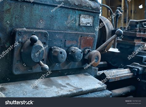 Old Rusty Dirty Machines Mechanisms Abandoned 스톡 사진 Shutterstock