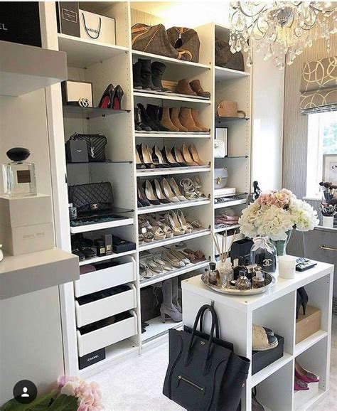 Organize Your Closet With Stylish Storage Solutions Luxury Closets