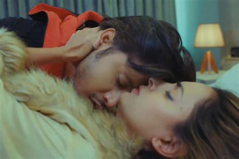 தமிழ் சமையல் குறிப்பு இரவெல்லாம் அ ழுது கொண்டே இருந்த இளம்பெண் வி டிந்ததும் த ற் கொ லை