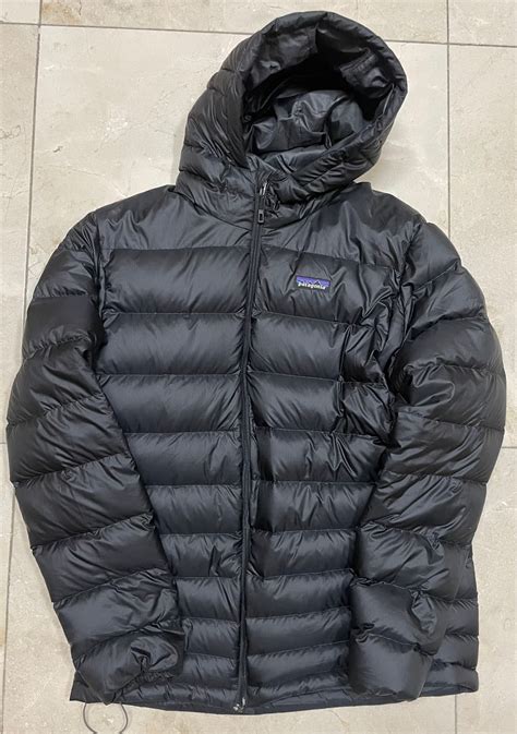 파타고니아 하이로프트 경량패딩 남성 M 후루츠패밀리