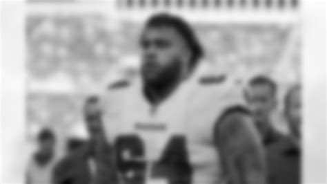 Reports Giants Agree To Terms With Ol Aaron Stinnie