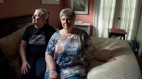 Examining The Sibling Relationship Dynamic