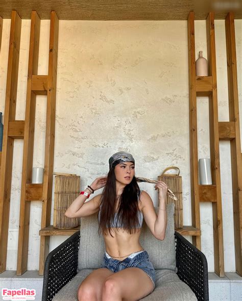 Gibson Babes Aka Laurengibson Nude Leaks Fapellas