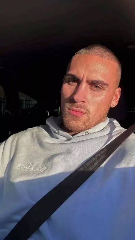 Love Islands Ben Holbrough And Harry Cooksley Barely Recognisable In