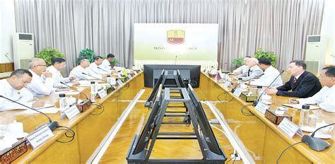 ရုရှား မြန်မာ ချစ်ကြည်ရေးနှင့်ပူးပေါင်းဆောင်ရွက်ရေး အသင်းဥက္ကဋ္ဌ ဦးဆောင်သည့်ကိုယ်စားလှယ်အဖွဲ့ကို