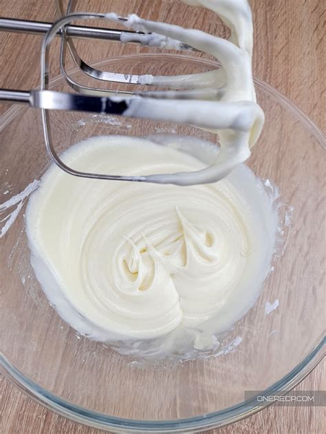 The Best Vanilla Frosting Recipe Without Butter