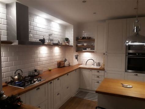 Вытяжки для кухни с отводом в вентиляцию 25 фото выбор монтаж и установка