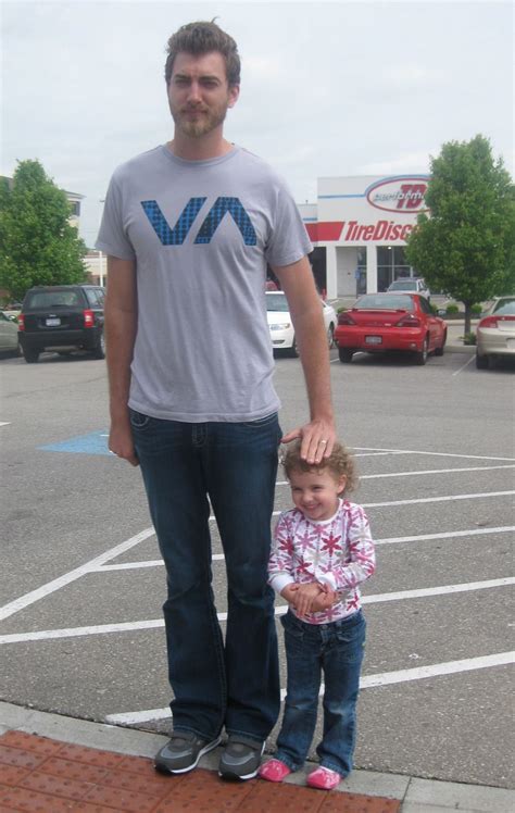 How Tall Is Rhett From Gmm Hongma