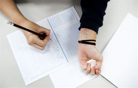 Exame De Engano Do Estudante Para O Teste Imagem De Stock Imagem De