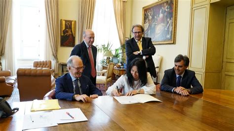 Si è Insediato Il Neo Rettore Prof Salvatore Cuzzocrea Imgpress