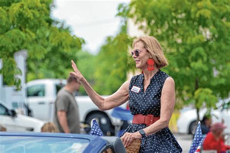 Lt Gov Suzanne Crouch Running For Governor Daily Journal