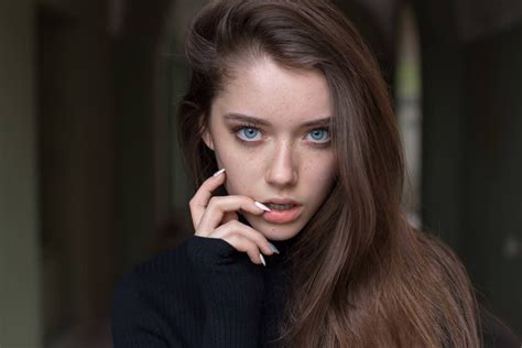 Blue Eyed R Prettygirls