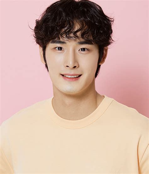 신사역 마크성형외과의원 남자성형 코성형