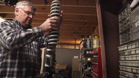 2019 Honda Talon Rear Tender Spring Install Bandit Utv Youtube