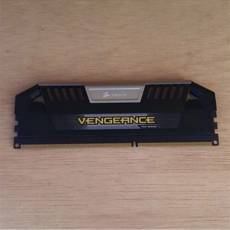Jual Ram Memory Pc Corsair Vengeance Pro Series 4gb Ddr3 2133mhz Shopee Indonesia