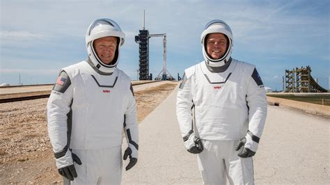 Elon Musks Spacex Space Suits Sure Are Something