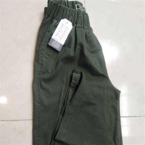 خرید و قیمت شلواربگ جنس لی کاغذی رنگبندی کرم زیتونی مشکی سایز 42