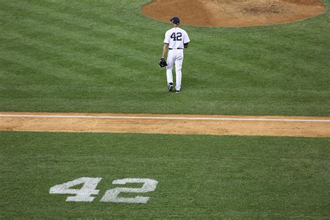Why Do Mlb Players Wear Number 42 At Jeffrey Gavin Blog