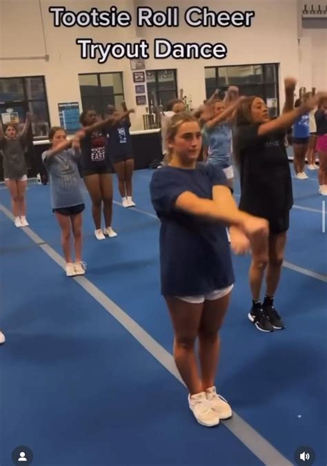 Basic Cheerleading Stunt Progression Shoulder Sit Artofit