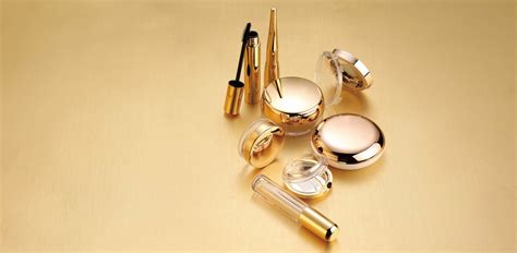 丽耀塑胶制品致力于生产各类化妆品包装外壳的产品 丽耀塑胶制品致力于生产各类化妆品包装外壳的产品