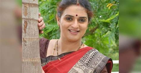Veteran Kannada Actress Pavitra Lokesh Alleges Lodges Police Complaint
