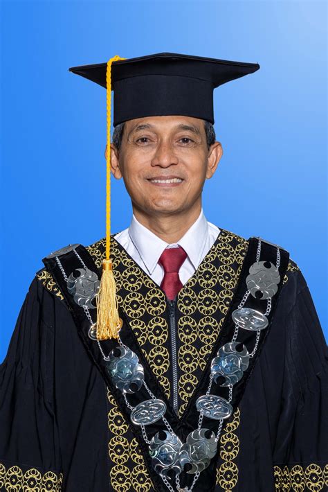 Dr Sapto Adi Mkes Bg Biru Universitas Negeri Malang Um
