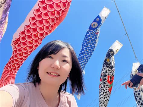 元気いっぱいな写真って いっぱいあるんだけどさ…… エロッポイ 色気ある写真ってない。 ……というより あたしにばっか 色気は 皆無だ。 うち