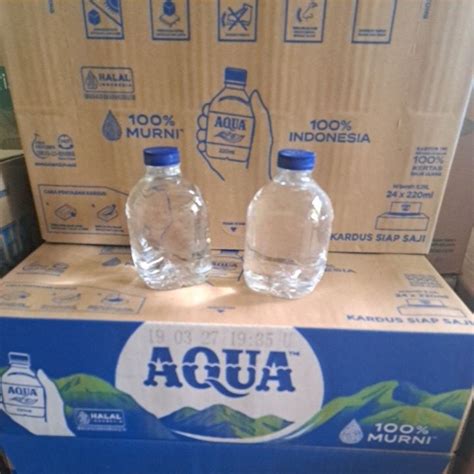 Jual Aqua Cube 220ml Isi 24 Botol Shopee Indonesia