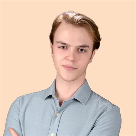 Selman Seref Head Of Digital Tecnovy Academy