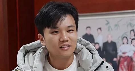 解清帅回应拒绝“富翁爸爸”3房1车：担心成《西虹市首富》主角，称有一套婚房就够了