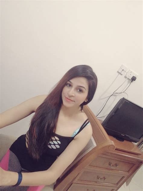 Kritika Indian Girl Indian Escort In Abu Dhabi