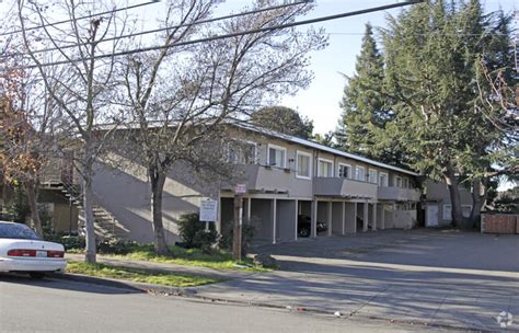Cypress Bay Apartments 25021 Cypress Ave Hayward Ca 94544 Apartment