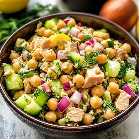 Healthy Tuna Garbanzo Bean Salad