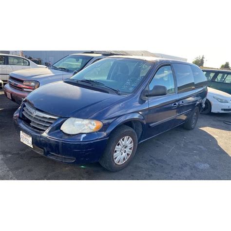 2006 Chrysler Town And Country Lx