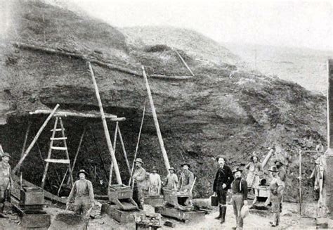 Klondike Gold Rush When 100 000 Prospectors Traveled For A Year To