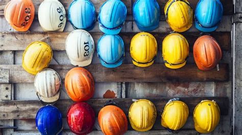 لوازم ایمنی ساختمان شامل چه مواردی است؟